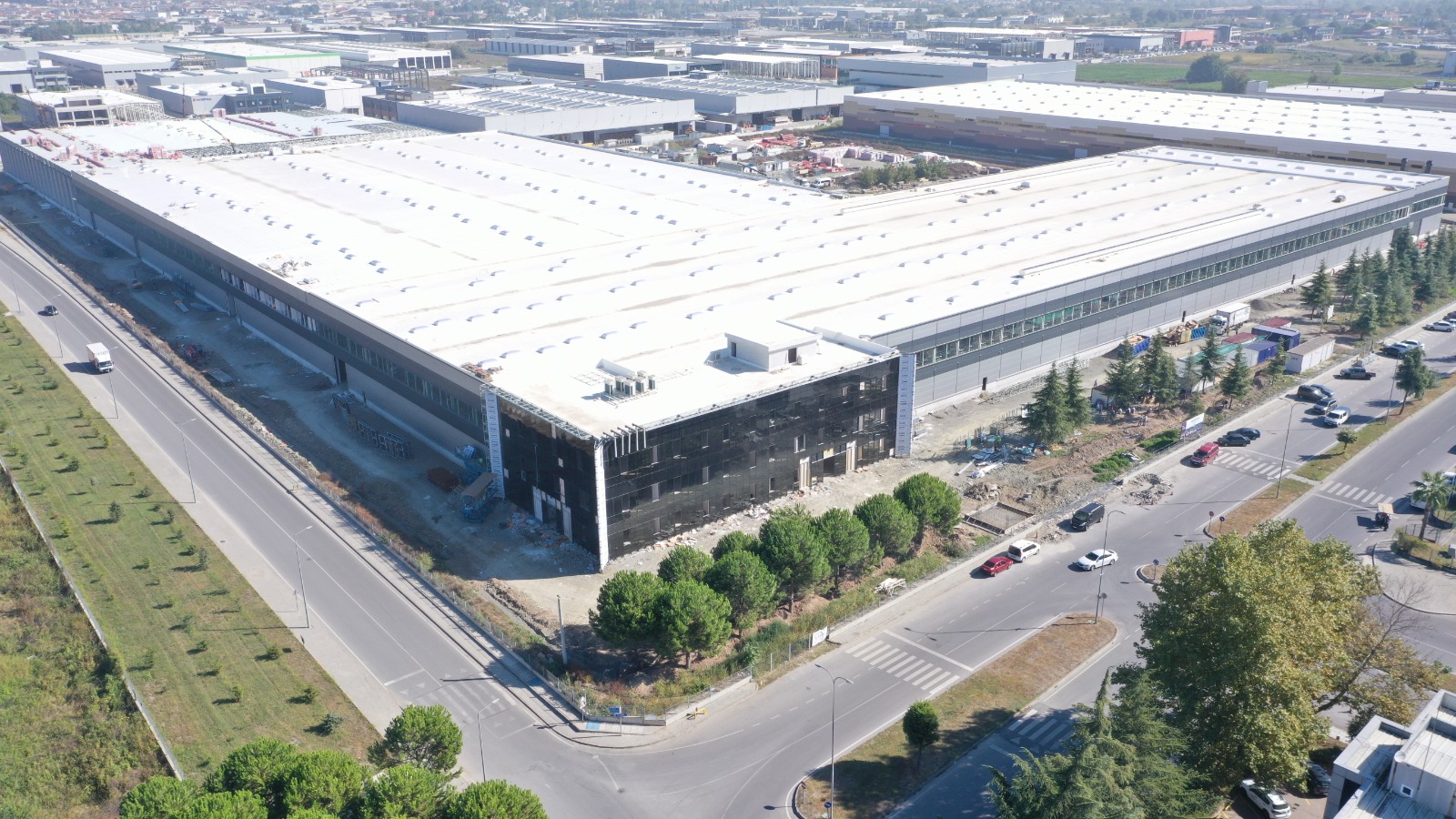 Modern Ambalaj, yeni oluklu mukavva fabrikasını Sakarya'da hayata geçiriyor